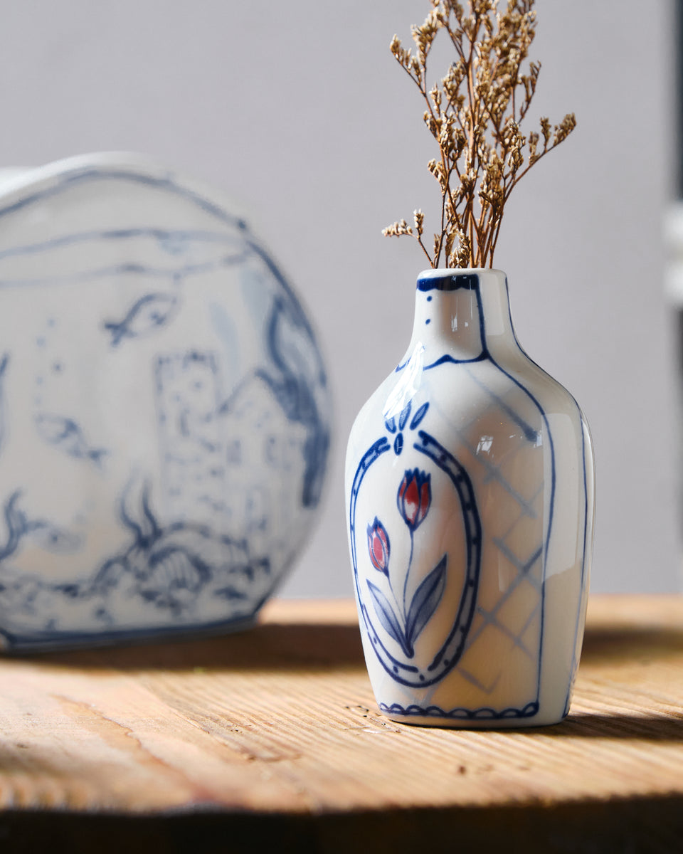 Agatha Mini Vase – Crane Living